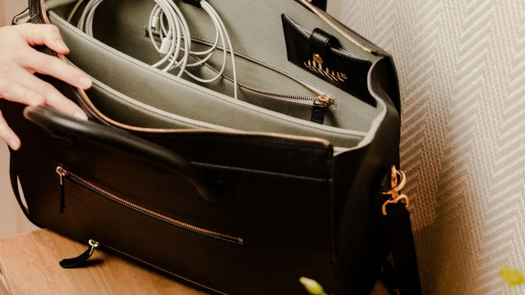 The Art of Organizing: Tips for a Tidy Handbag – Pop Fashion